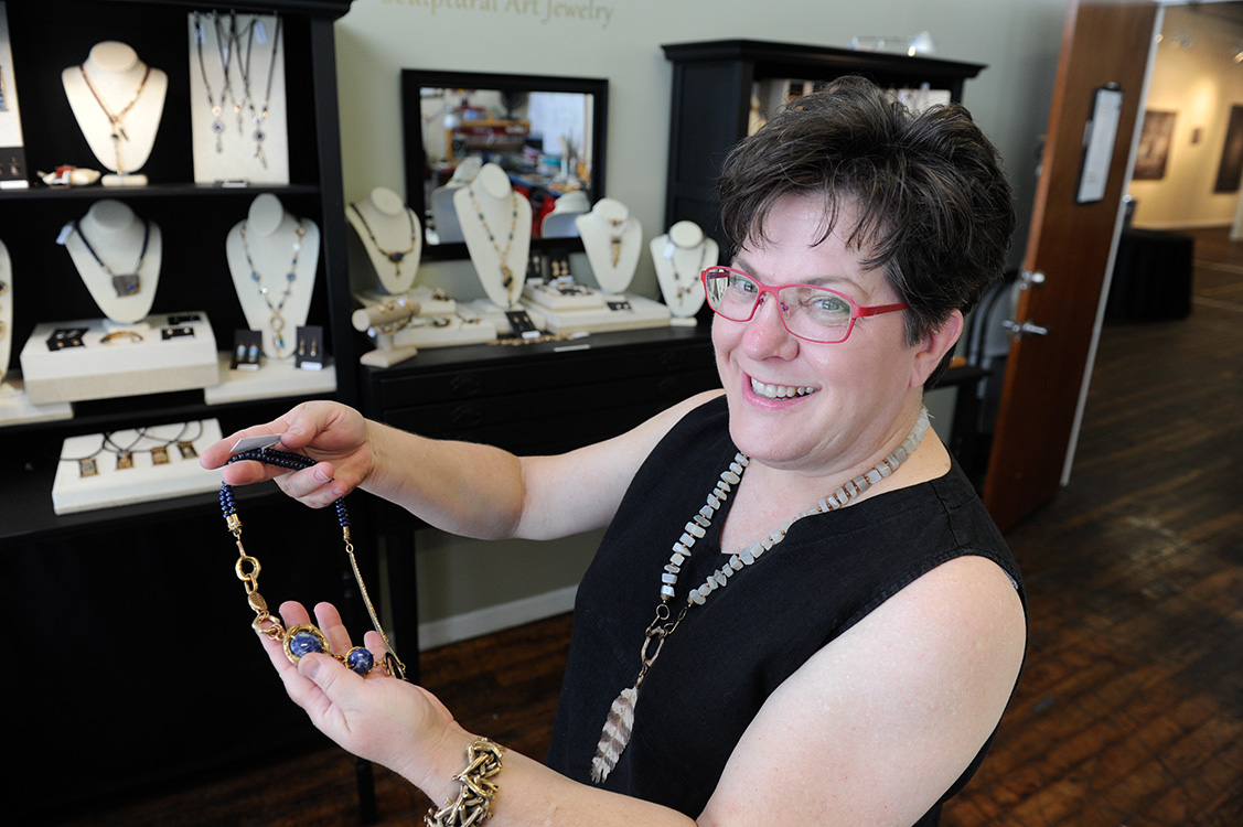 CINDY MILLER | STUDIO 1045 - Lowe Mill ARTS & Entertainment